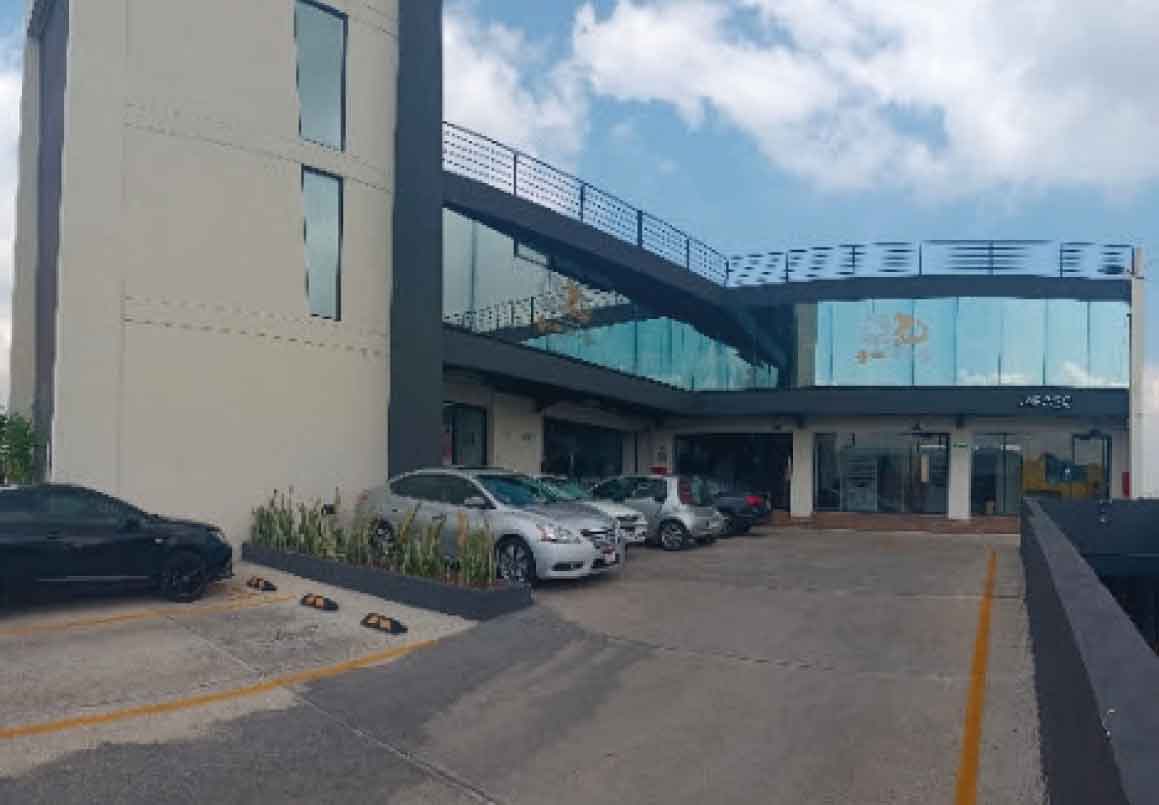 TRES LOCALES COMERCIALES EN RENTA EN PLAZA COMERCIAL ALTOZANO, MORELIA ...